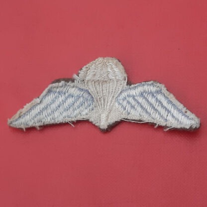 The Parachute Regiment – Post WW2 Cloth Wing. – Steady The Buffs Militaria
