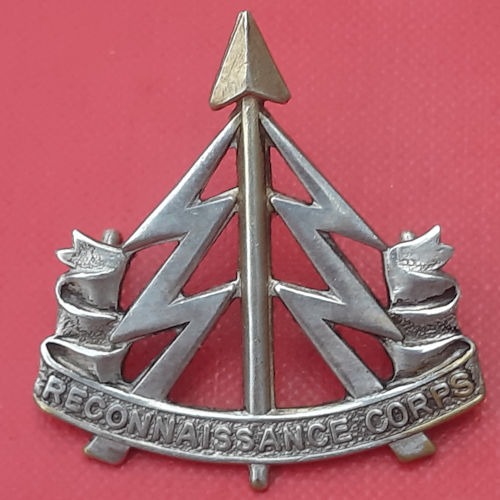 The Reconnaissance Corps – Officer’s Silvered Cap Badge. – Steady The ...